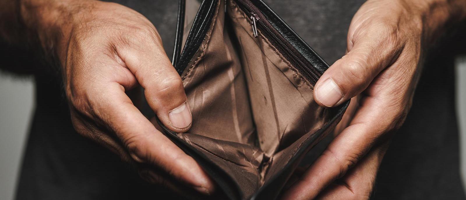 Poverty and Debt in Early Adulthood Linked to Premature Death ...